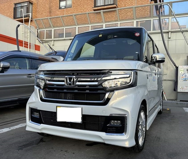 新型N-BOXカスタム(JF5)でナンバープレートを中央から左に再び戻した理由。 – 【N-BOX for Life】Honda N-BOX ...